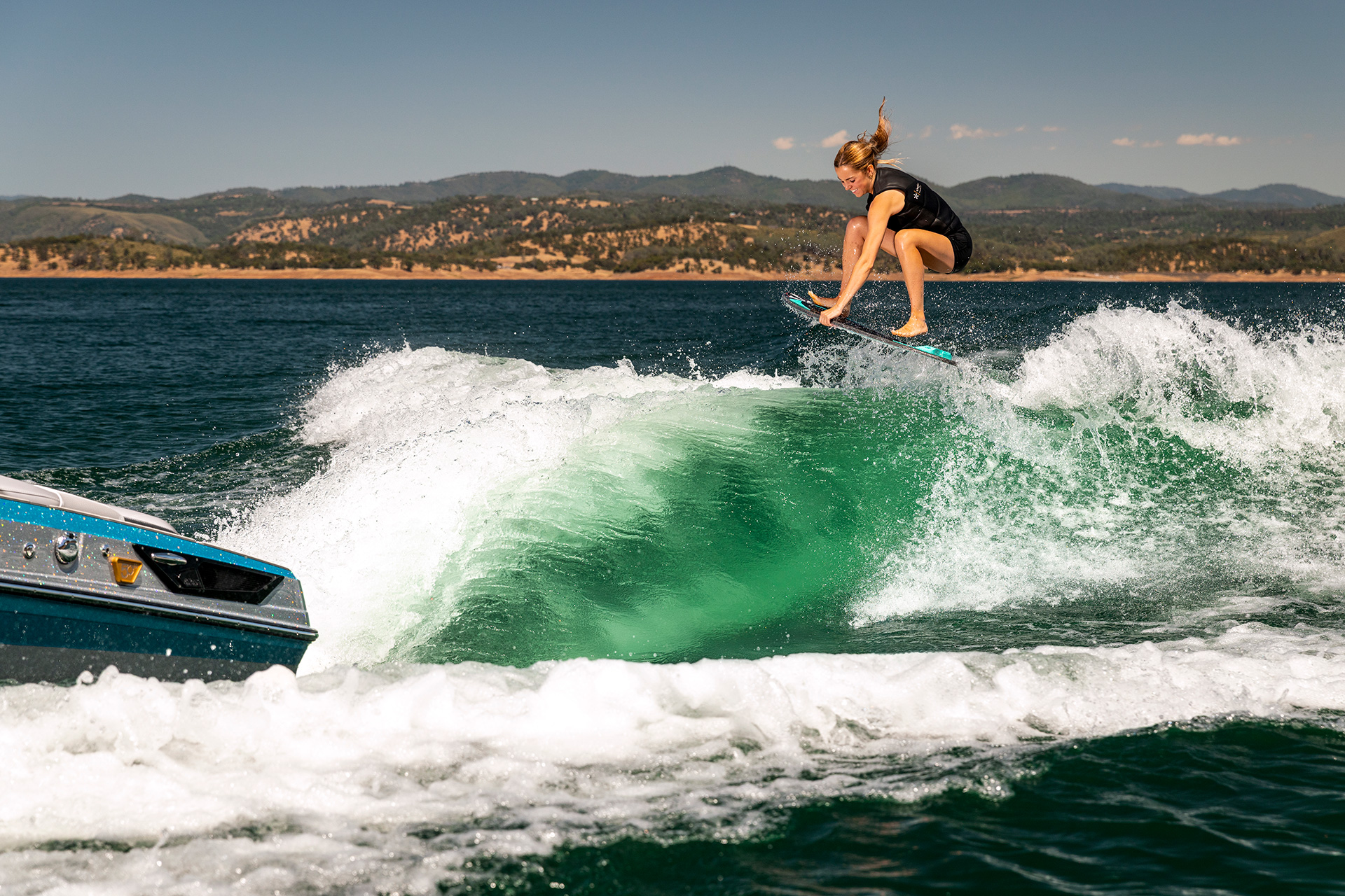 2026 Centurion Ri245 Boat Review & Specs